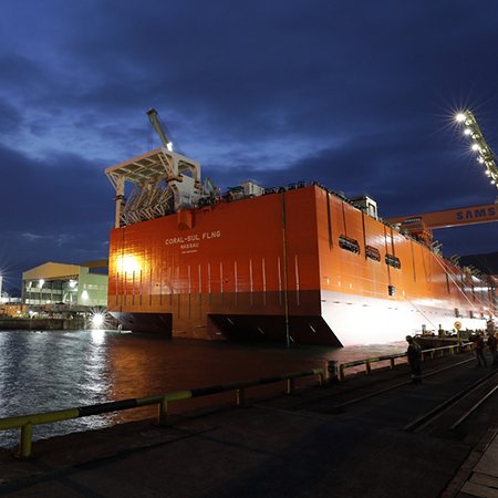 Eni and the Area 4 partners launch the hull of Coral Sul FLNG